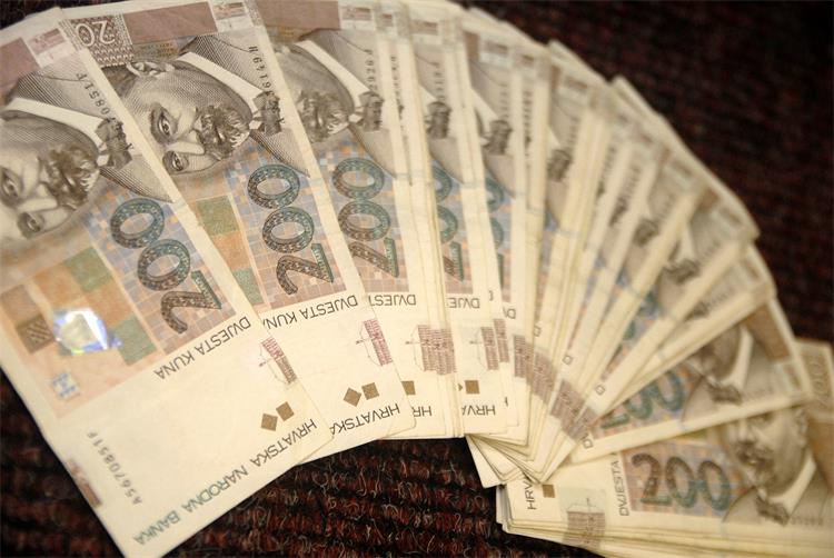 Ravnateljstvo policije - Utajom poreza stekli gotovo 18 milijuna kuna